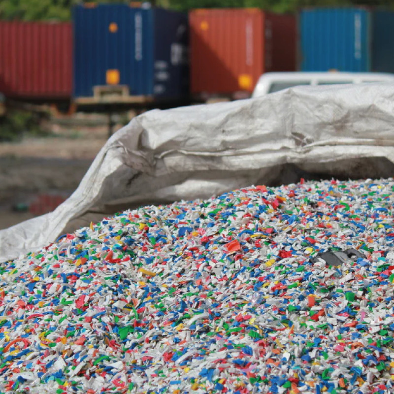 Contacto – Plásticos